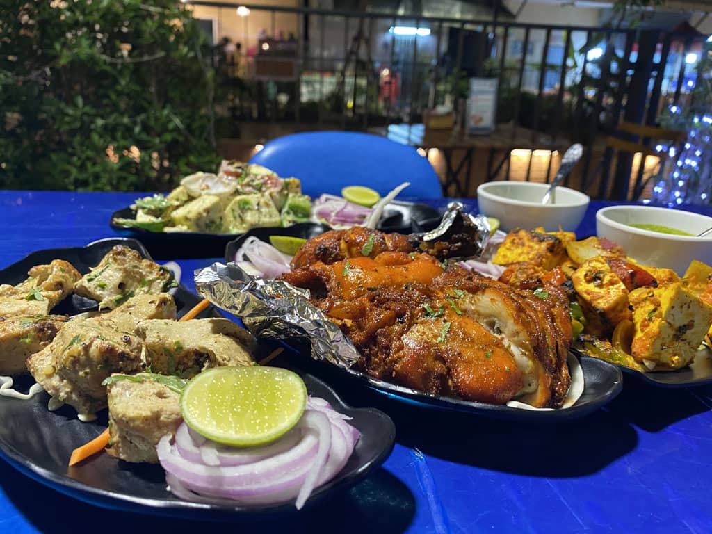 About Mama Restaurant